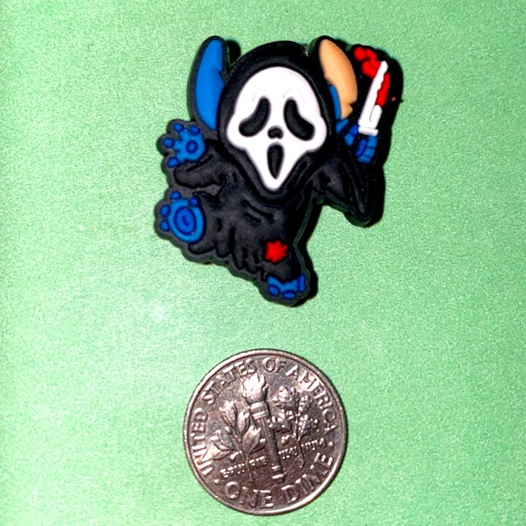 Accessories | 1 For 15 Lilo Stitch Dressed As Scream The Movie Croc ...